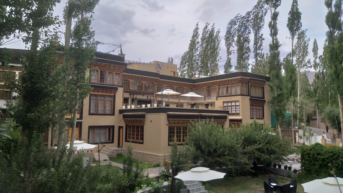 Hotel Extension: 8 Deluxe rooms and 4 premium suites - ArchiPal India